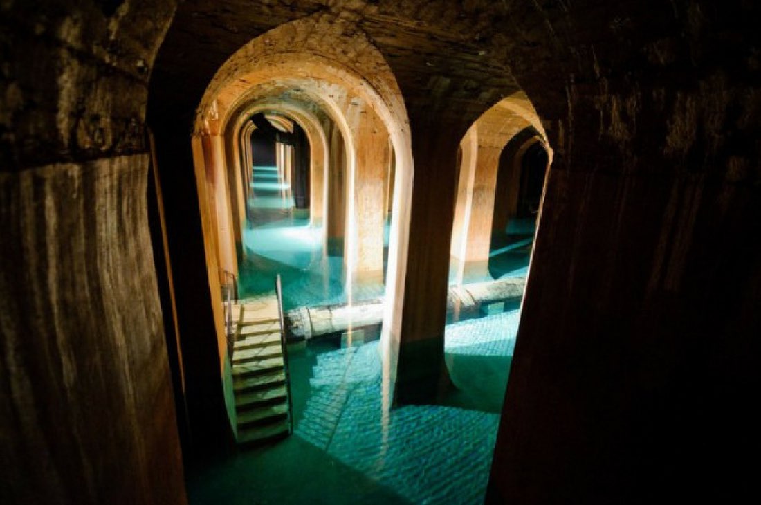 Souterrains de Paris : l'art de vivre sous-terre